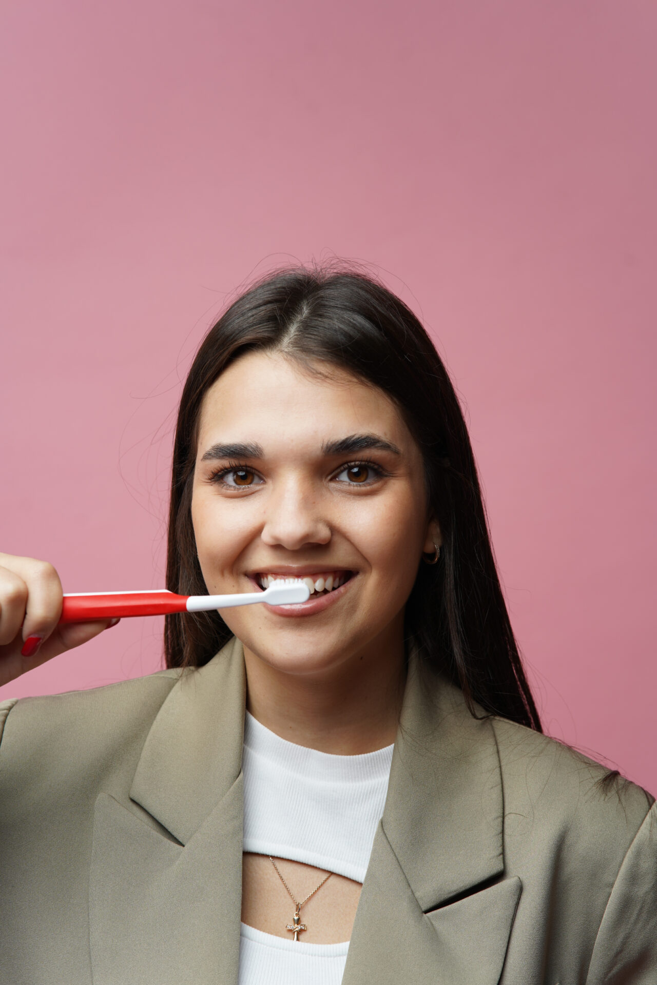 How to carry on the right oral cavity hygiene in order to avoid dental ...