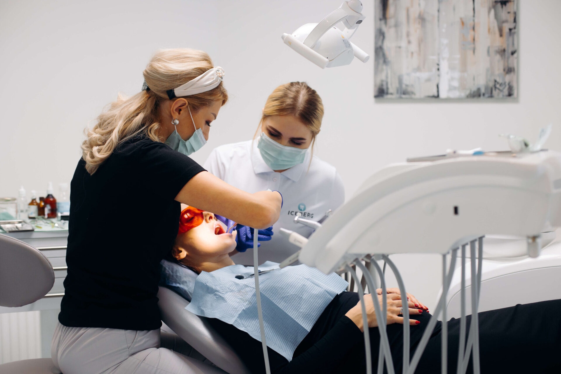 How to carry on the right oral cavity hygiene in order to avoid dental ...